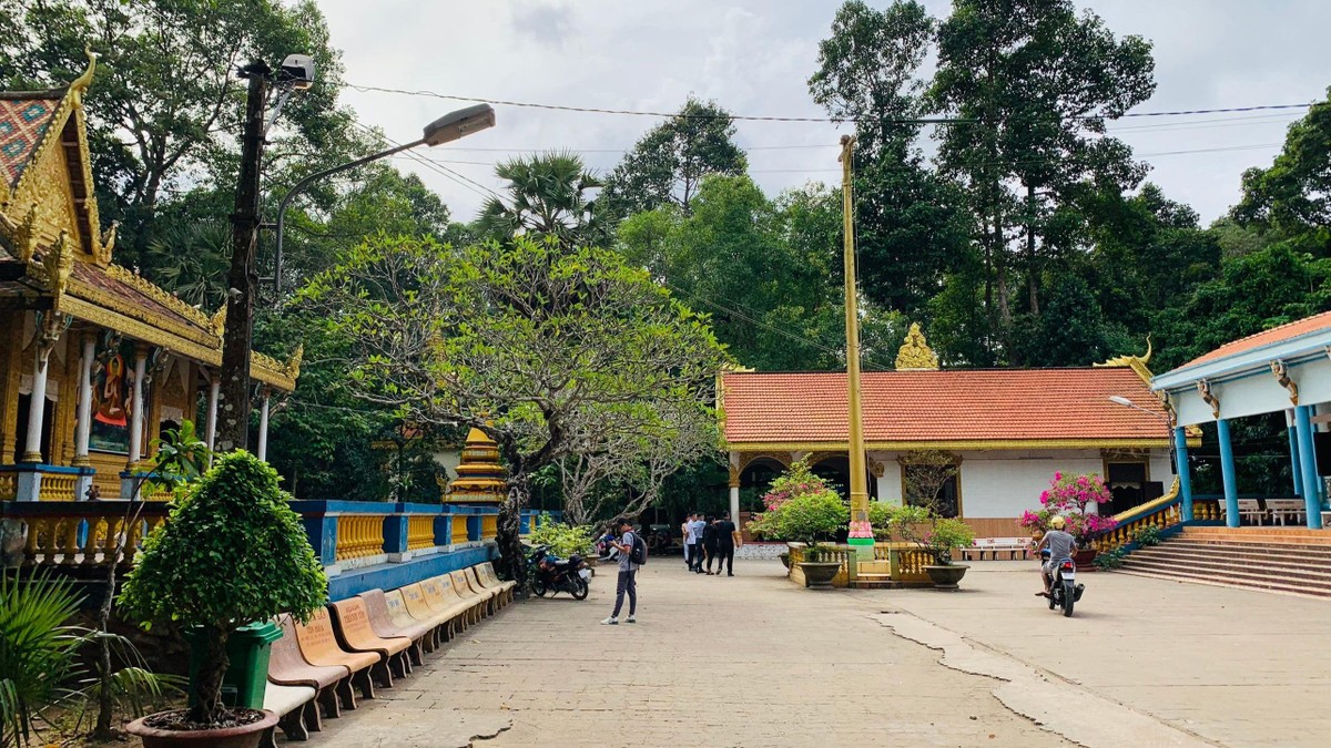 Độc đáo chùa Dơi ở Sóc Trăng