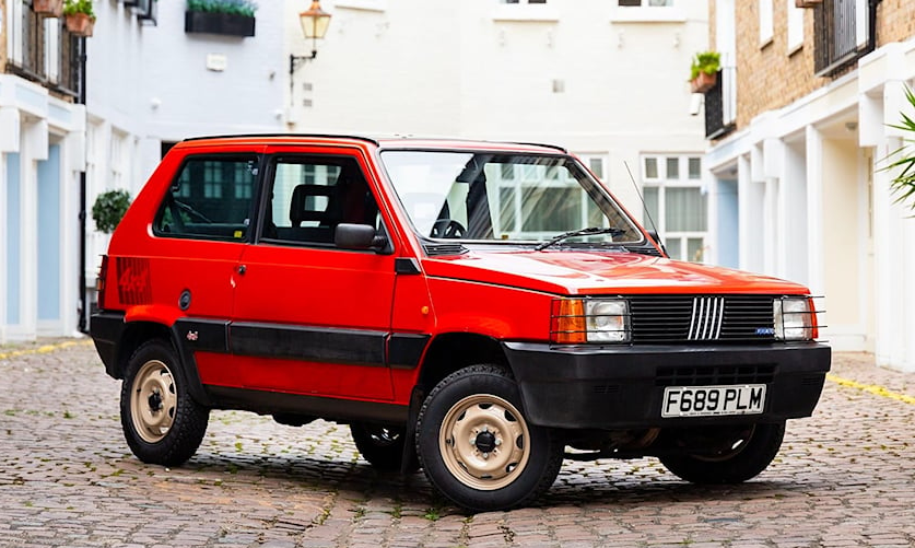 Những chiếc xe hơi nhỏ độc đáo của Ý đình đám một thời