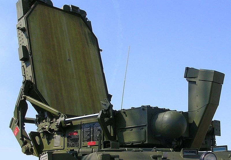 Soi sức mạnh radar Zoopark của Nga và AN/TPQ-37 Firefinder của Mỹ tại Ukraine