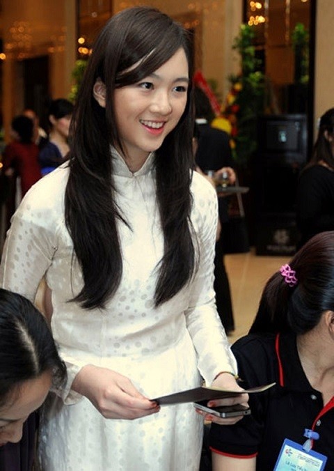 Anh Sa - con gái Hoa hậu Giáng My ngày càng xinh đẹp